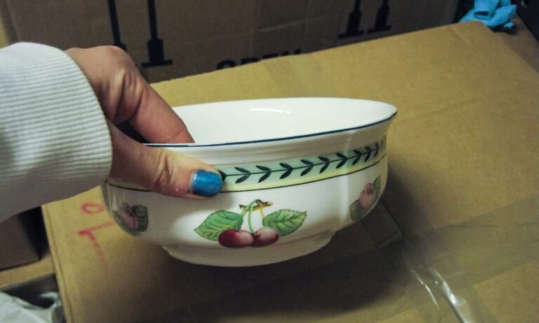 How To Pack Bowls For Moving | Home Artic