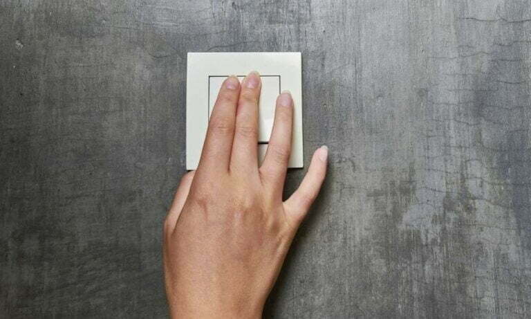 How To Clean Bathroom Exhaust Fan With Light